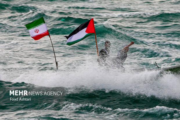 IRGC holds naval parades in Caspian Sea, Persian Gulf